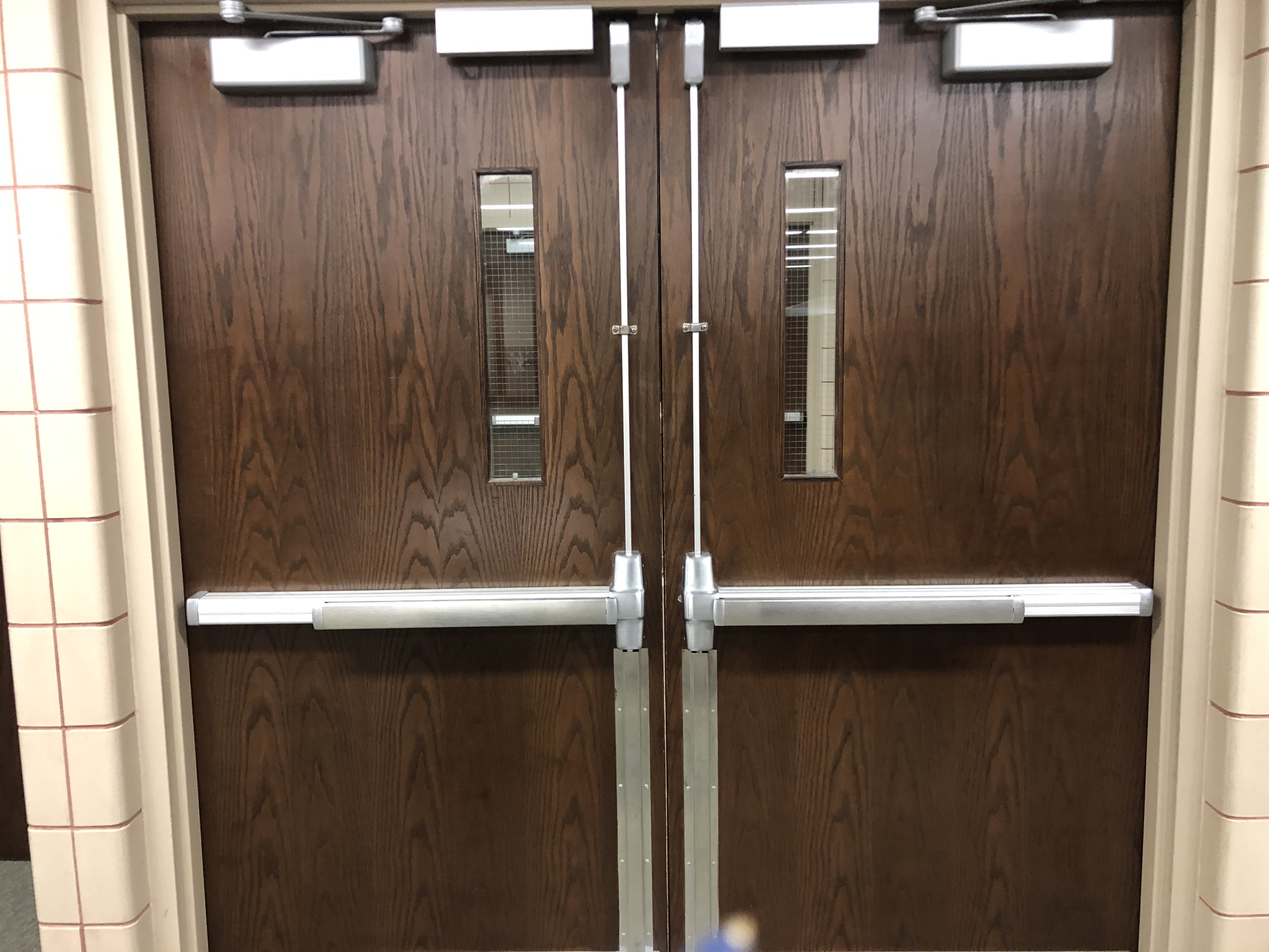 Visual Impact Carpenters LLC – Doors&hardware/Comercial& Residential